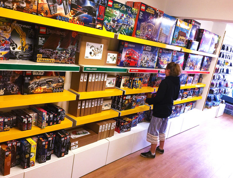 Bricktraders: specialist shop for LEGO® Bricks, Sets and Minifigs in St ...